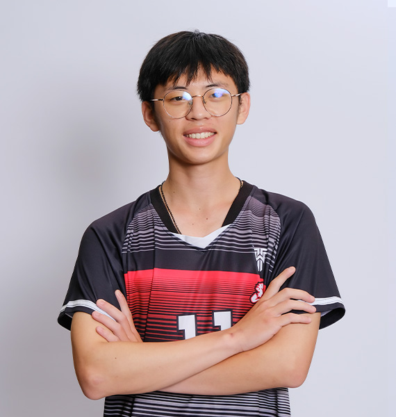 豐原高中 ｜ 王 文